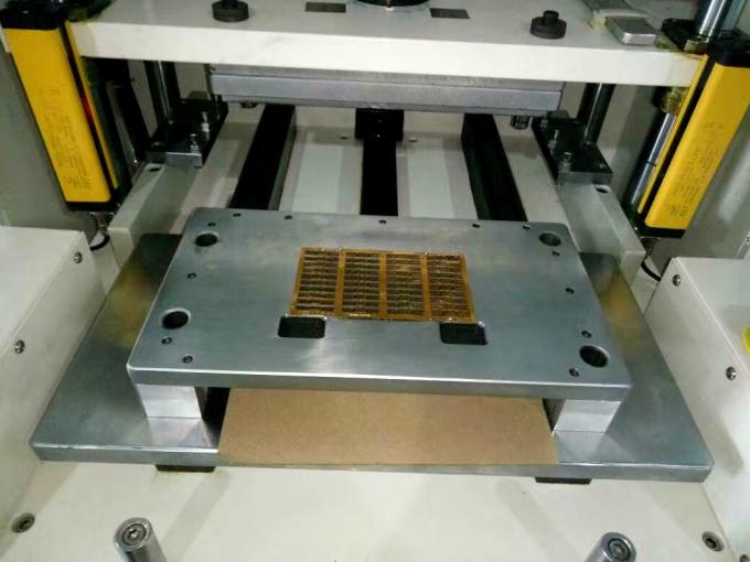 Flex PCB Punching Machine 380V 220V With Customized Punching Dies